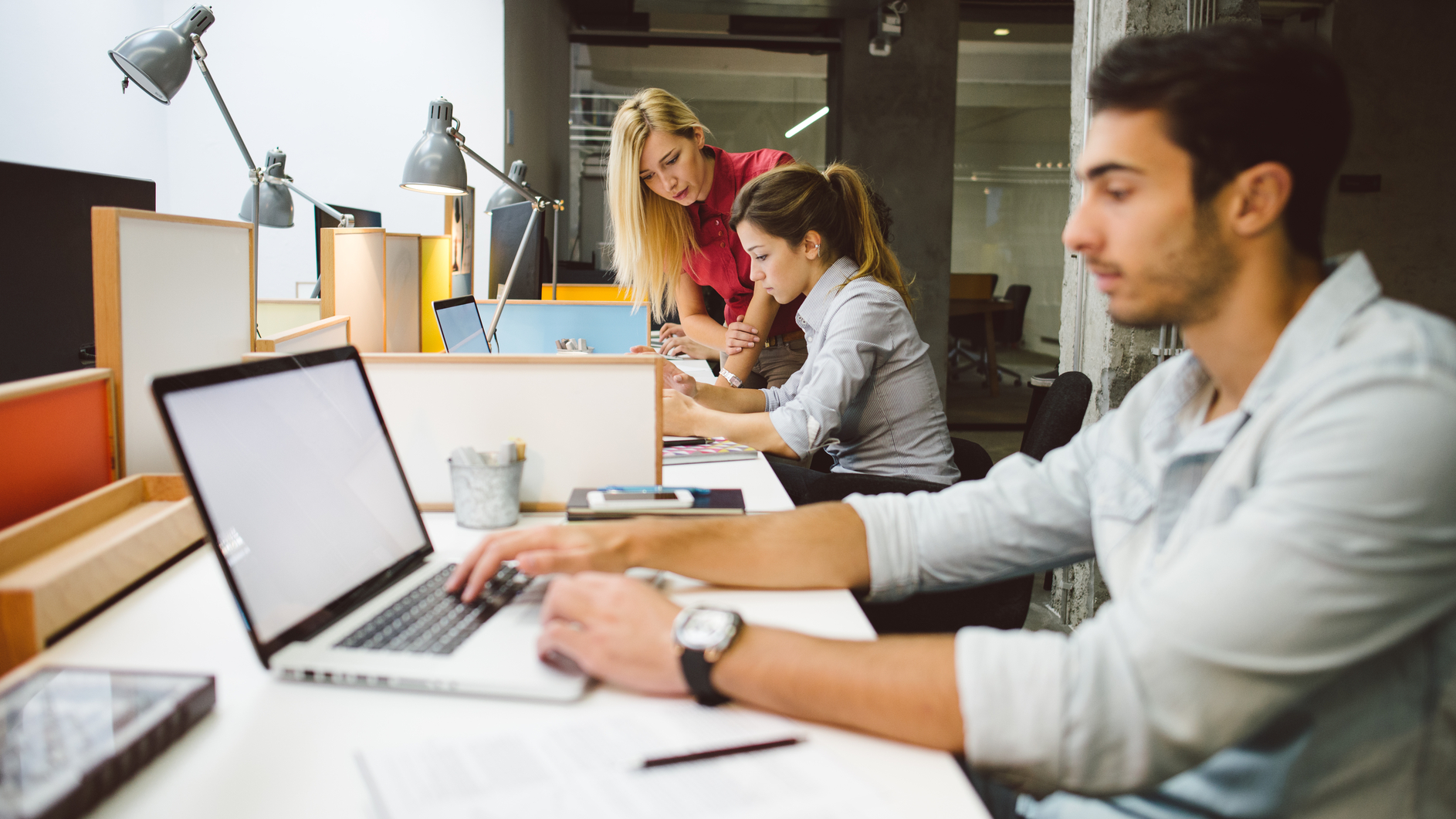 Customer Service Officer Job Description Sample Template ZIpRecruiter