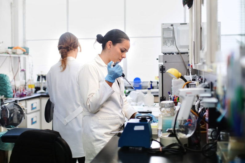 Clinical Research Associate Job Description Sample Template ZipRecruiter clinical-research-associate-job-description-sample-template-ziprecruiter