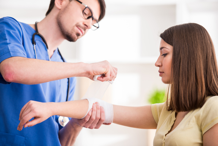 Wound Care Nurse Job Description Sample Template ZipRecruiter