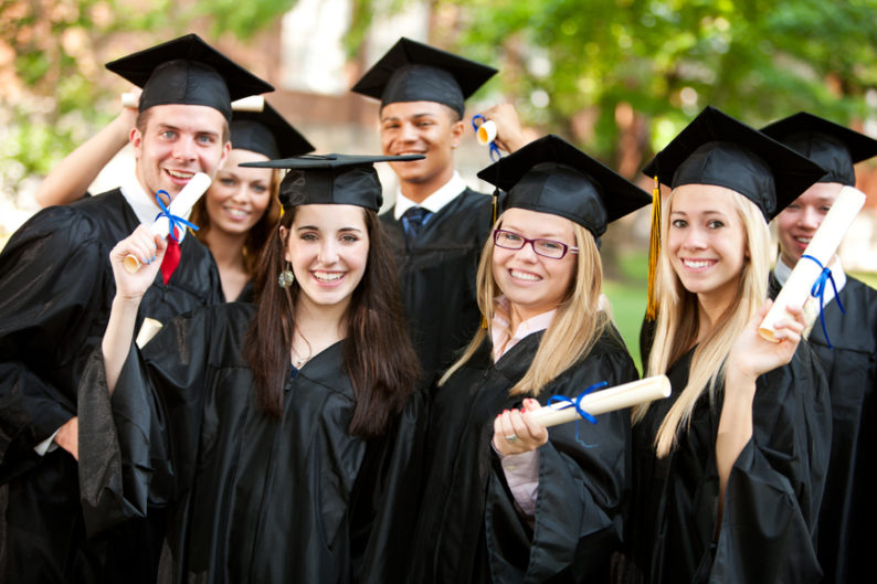 3 Ways to Land a Job By Graduation - ZipRecruiter