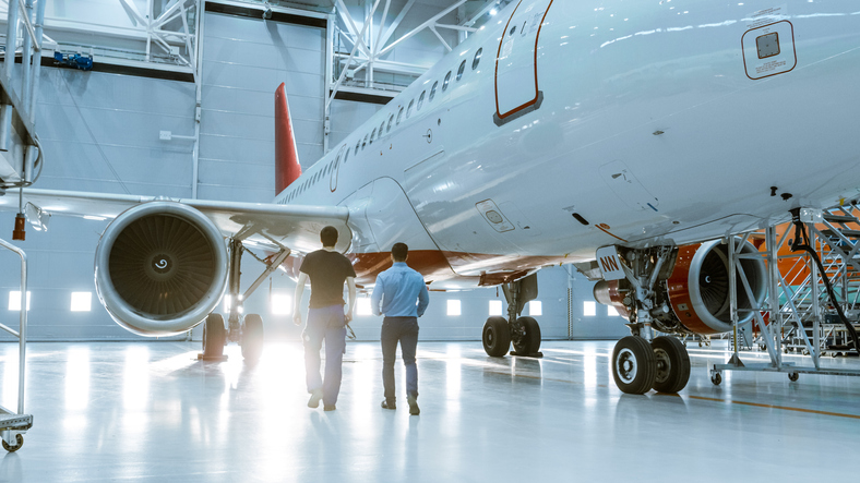 Aircraft Apprentice: What Is It? and How to Become One?
