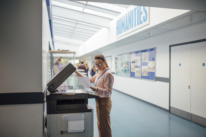 School Secretary: What Is It? and How to Become One?