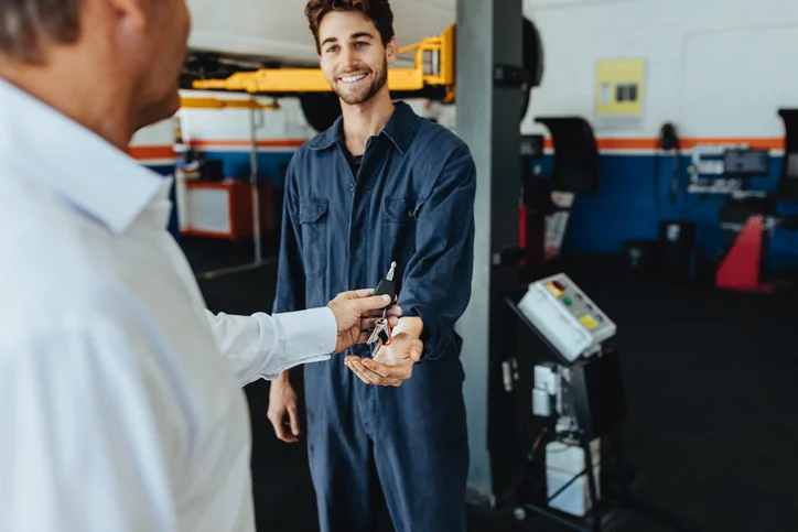 Auto Body Apprentice: What Is It? and How to Become One?