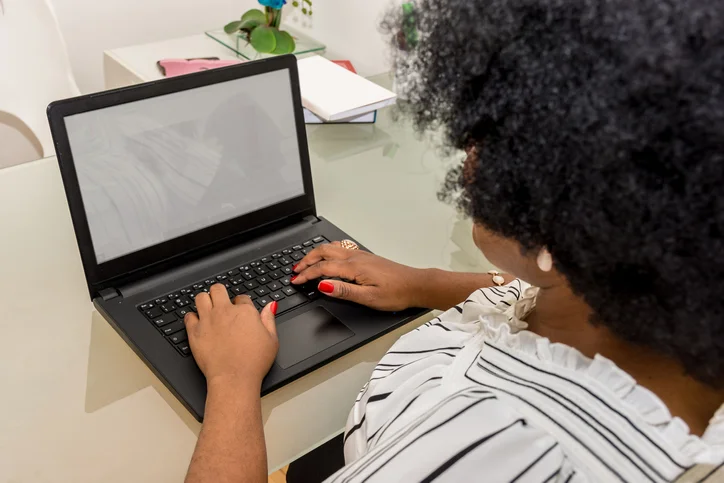 Virtual School Counselor: What Is It? and How to Become One?