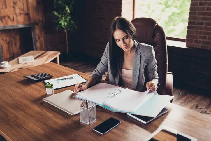 Title Examiner Remote: What Is It? and How to Become One?