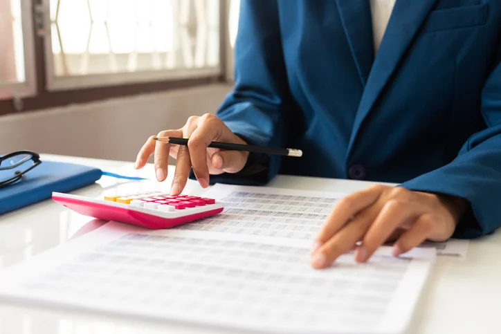 Treasury Manager: What Is It? and How to Become One?