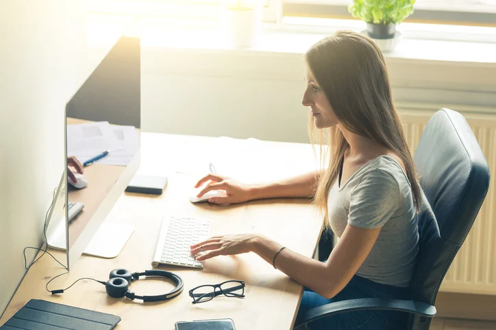 Part Time Virtual Assistant: What Is It? and How to Become One?