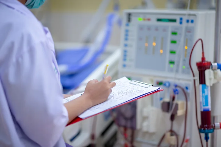Dialysis Nurse What Is It And How To Become One dialysis-nurse-what-is-it-and-how-to-become-one