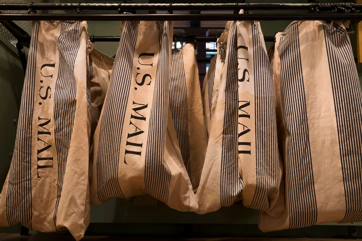 Mail Hauling Jobs - What Are They and How to Get One