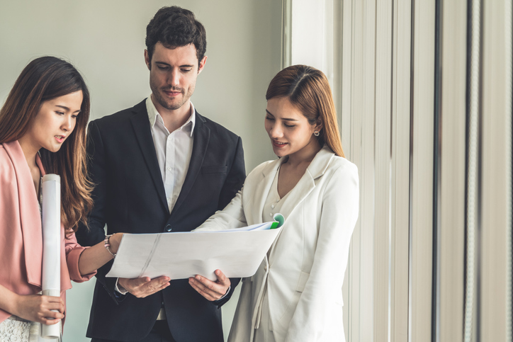 Chinese Interpreter: What Is It? and How to Become One? | Ziprecruiter