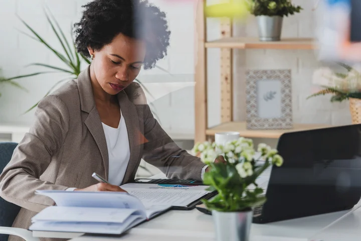 Human Resources (HR) Administrator Job Description Template