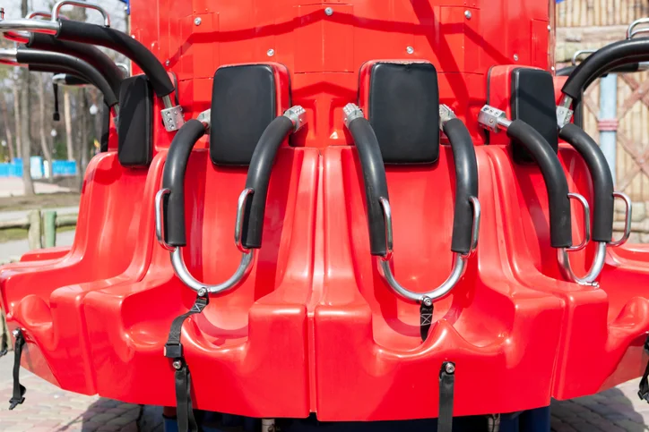 Amusement Park Ride Mechanic: What Is It? and How to Become One?