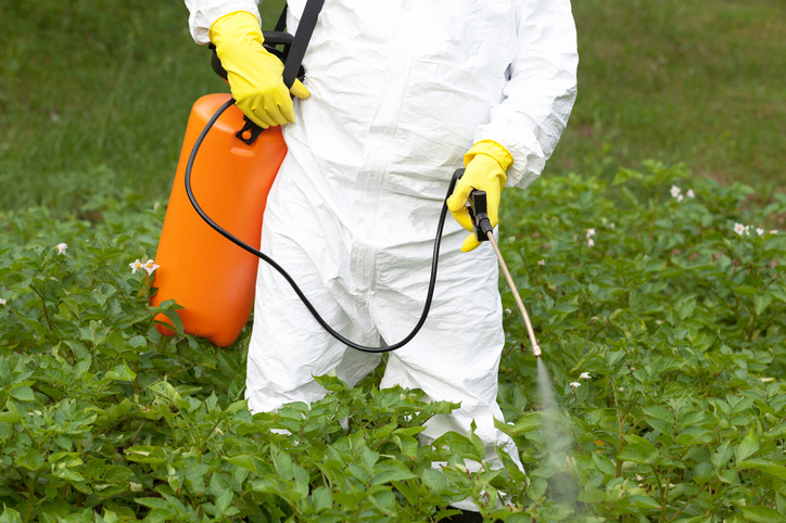 Certified Pesticide Applicator: What Is It? and How to Become One ...