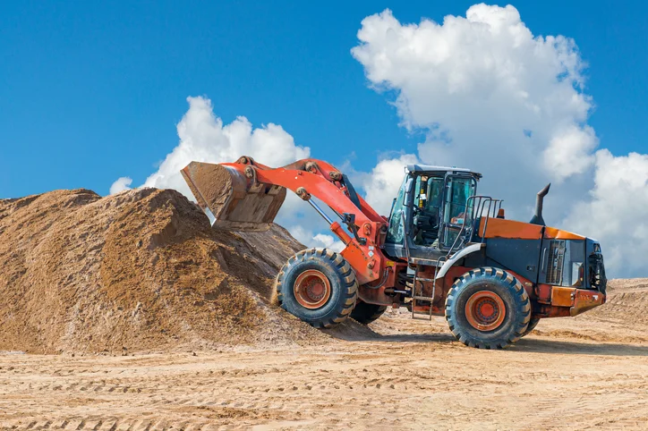 Wheel Loader Operator: What Is It? and How to Become One?