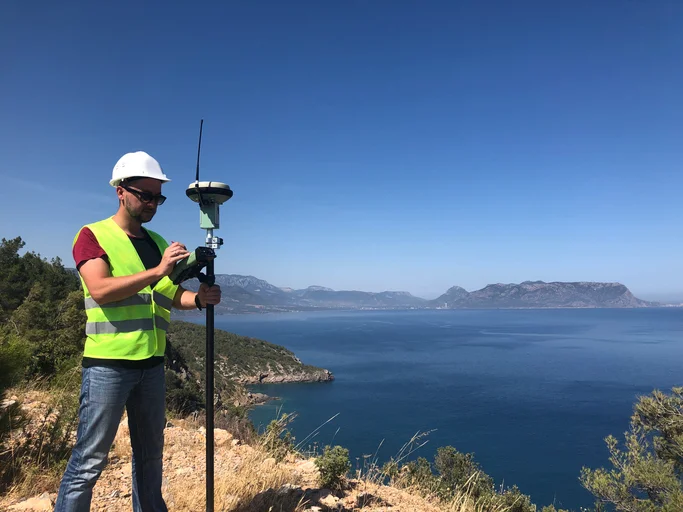 Geospatial Engineer: What Is It? and How to Become One?