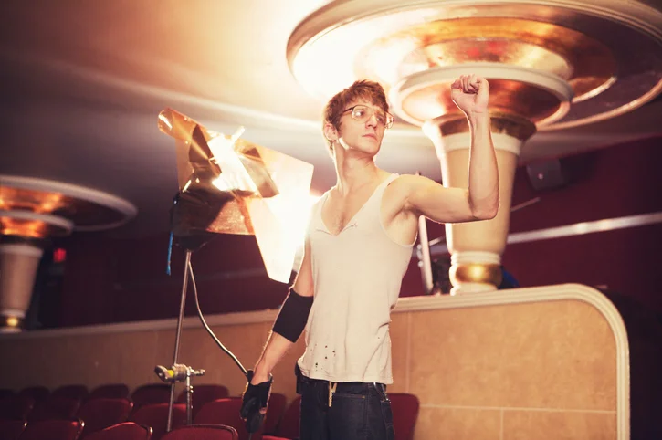 Stage Hand: What Is It? and How to Become One?