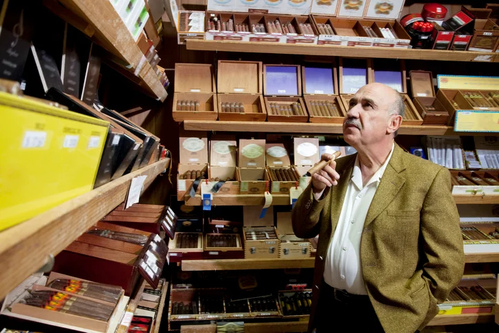 Cigar Sales Jobs - What Are They and How to Get One