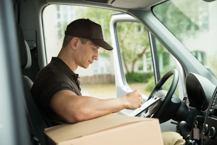 Van Owner Operator: What Is It? and How to Become One?