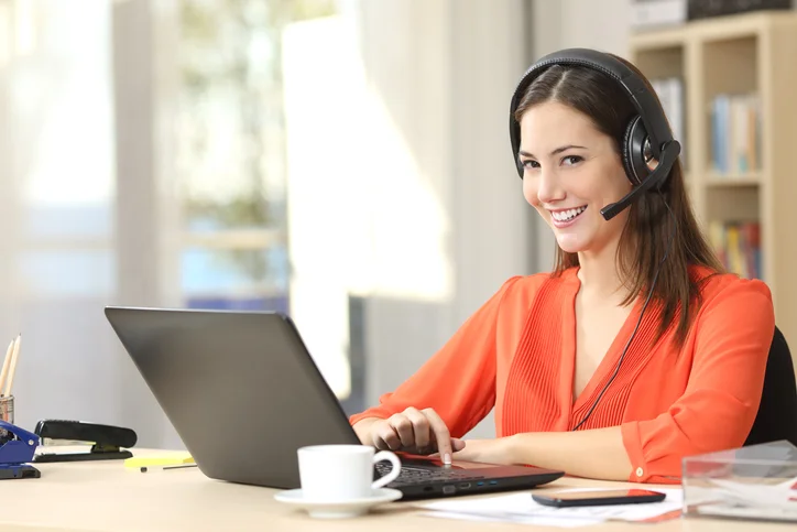 Remote Insurance Agent: What Is It? and How to Become One?