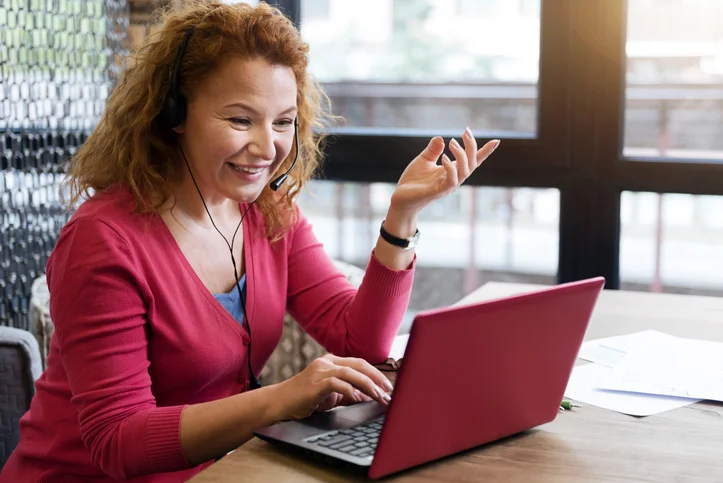 Remote Social Worker: What Is It? and How to Become One?