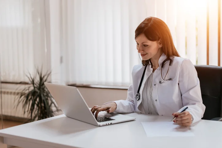 Remote Utilization Review Nurse What Is It And How To Become One