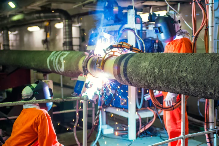 Pipelayer: What Is It? and How to Become One?