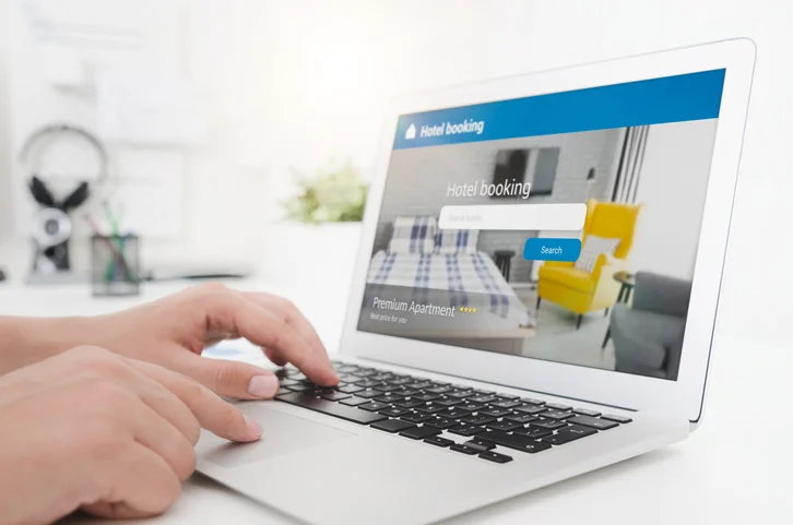 Remote Travel Agent: What Is It? and How to Become One?