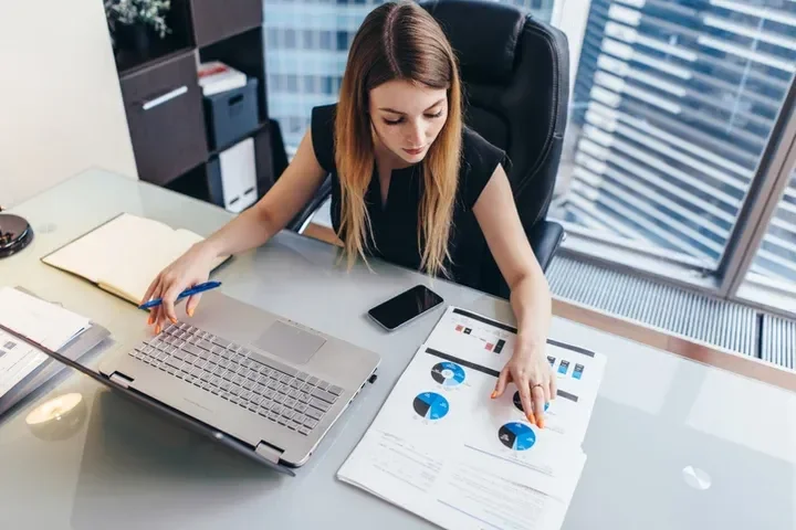 Top 15 Compensation Analyst Interview Questions Answers Ziprecruiter top-15-compensation-analyst-interview-questions-answers-ziprecruiter