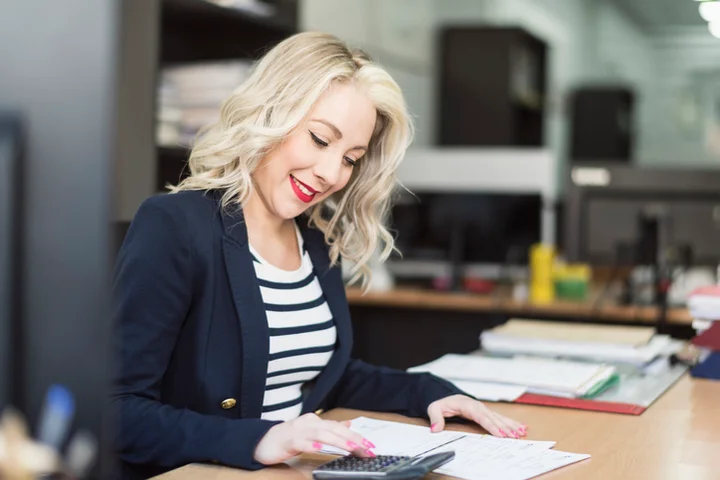 Associate Accountant Job Description Sample Template