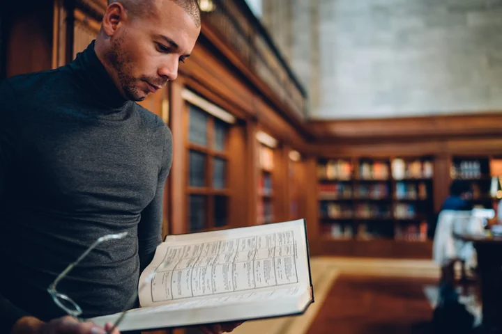 Historian Job Description Sample Template | ZipRecruiter