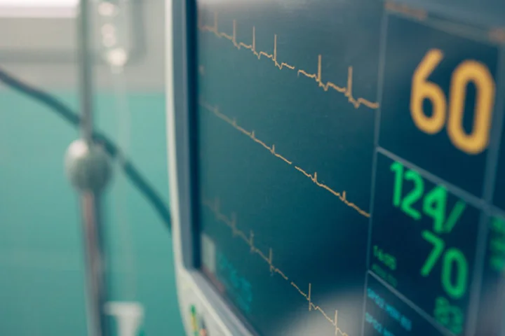 Paramedic Job Description Sample Template | ZipRecruiter