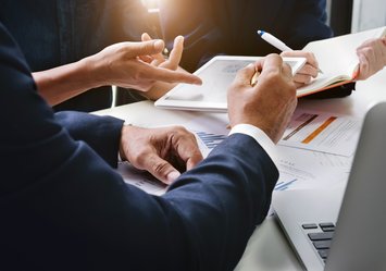 Sales Advisor Job Description Sample Template | ZipRecruiter