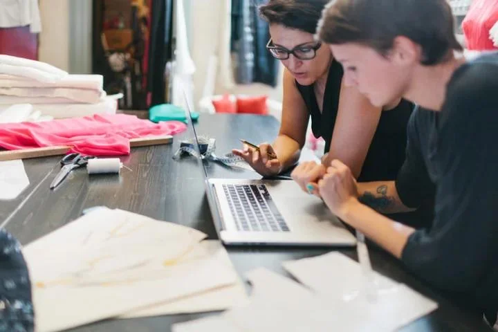 Fashion Designer Internship: What Is It? and How to Become One?